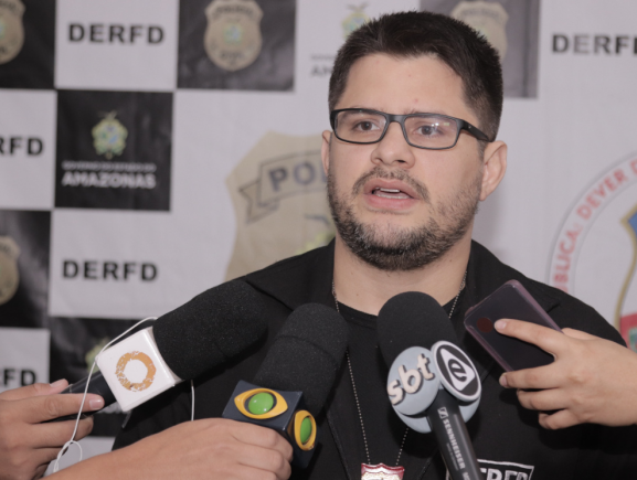 PC prende mulher que aplicava golpes utilizando dados de clientes - SSP PC prende mulher que aplicava golpes utilizando dados de clientes - SSP