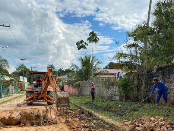Governo do Amazonas avança com o sistema viário do município de Envira ...